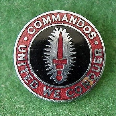 Commando Association (1943-2005) membership badge | ͏